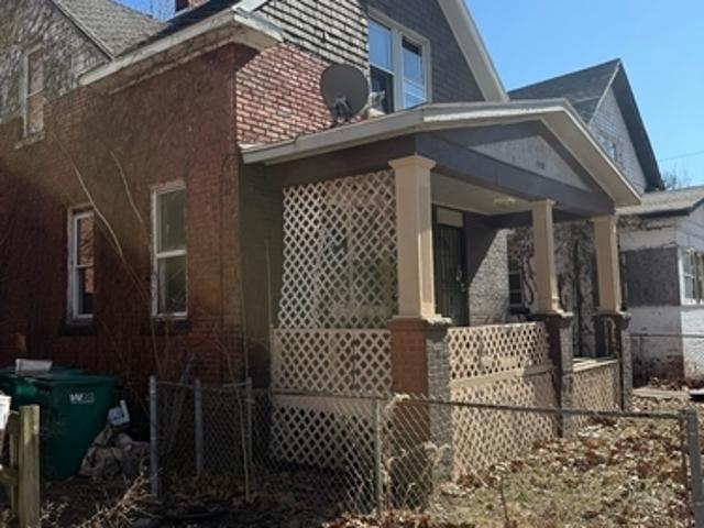2 BR, 1 BA Apartment 1908 N Union St, Decatur, IL 62526