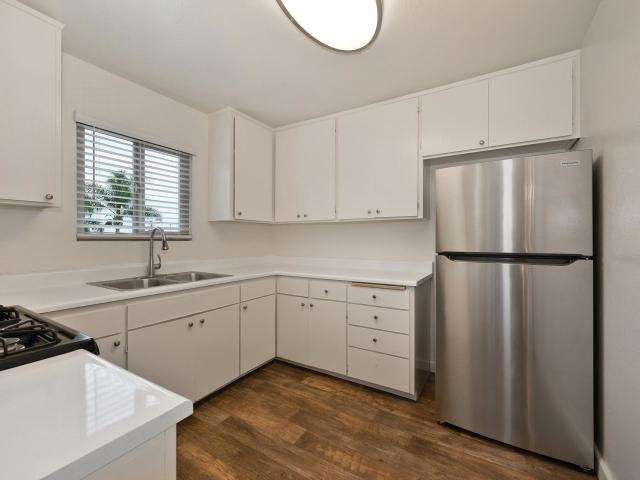 2 BR, 1 BA Apartment 1910 Broadway Street Unit G, Oceanside, CA 92054