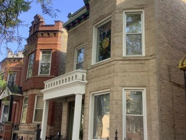 2 BR, 1 BA Apartment 1913 North Kimball Avenue, Unit 2R, Chicago, IL 60647