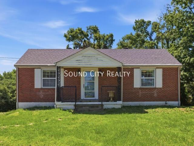 2 BR, 1 BA Apartment 1915 Lebanon Pk, Nashville, TN 37210