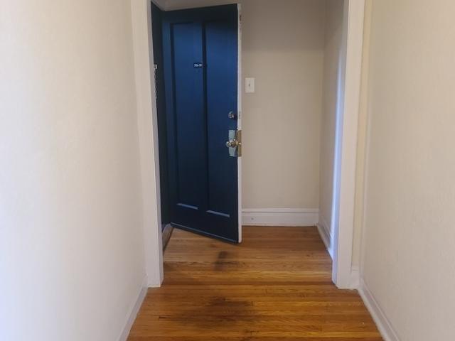 2 BR, 1 BA Apartment 1916 N Drake Ave, Chicago, IL 60647
