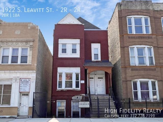 2 BR, 1 BA Apartment 1922 S. Leavitt St. 2R, Chicago, IL 60608