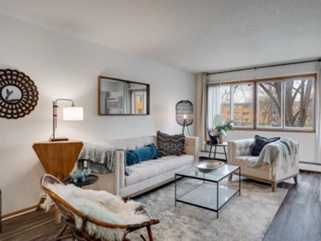 2 BR, 1 BA Apartment 1930 East 86th Street Unit 1930 321, Minneapolis, MN 55425