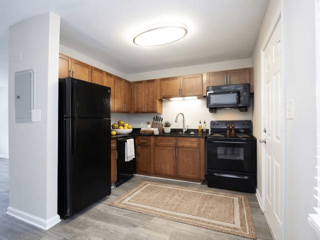 2 BR, 1 BA Apartment 1930 Flat Shoals Rd SE Unit W6, Atlanta, GA 30316