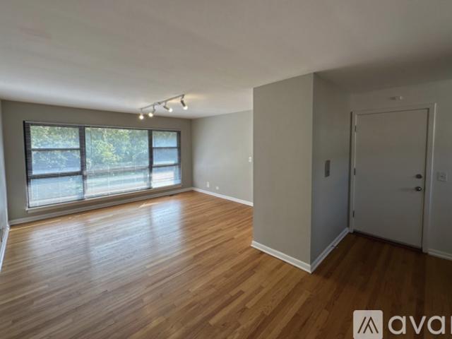 2 BR, 1 BA Apartment 1934 Linden Ave, Unit D, Highland Park, IL 60035