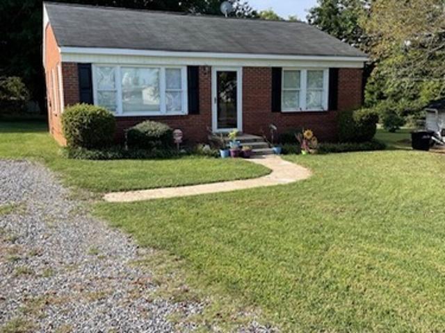 2 BR, 1 BA Apartment 1945 Guy Street, Statesville, NC 28677