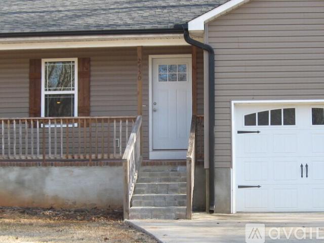 2 BR, 1 BA Apartment 1951 Glen Manor Ct, Unit 1955 Glen Manor Ct. Lincolnton NC 28092, Lincolnton, NC 28092