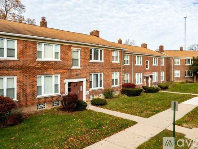 2 BR, 1 BA Apartment 19727 Monte Vista Street, Unit 2 BR, Detroit, MI 48221