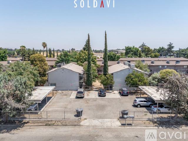 2 BR, 1 BA Apartment 1976 Edwards Ave, Unit 1, Merced, CA 95340
