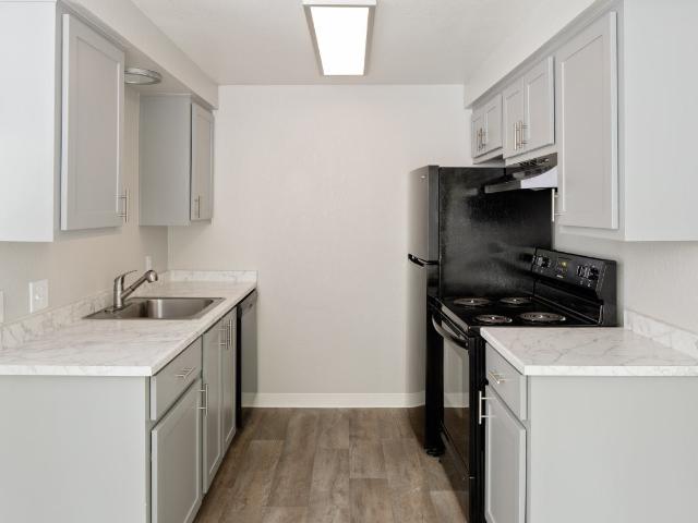 2 BR, 1 BA Apartment 19839 Hwy 213 Unit 2031, Oregon City, OR 97045