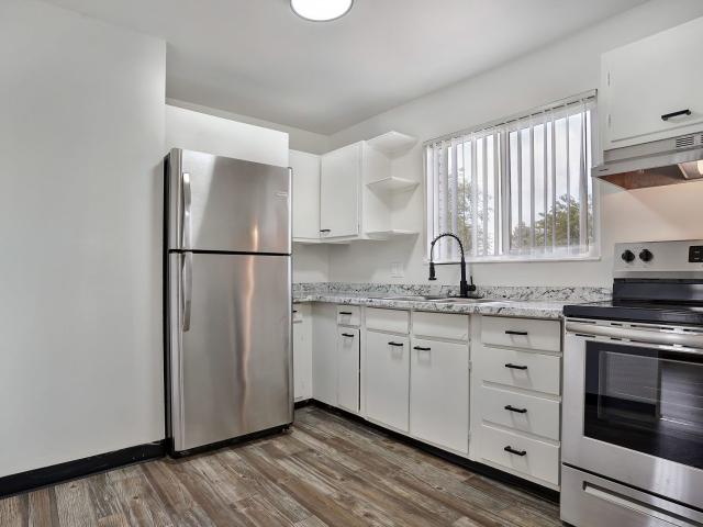 2 BR, 1 BA Apartment 1985 S 2100 E Unit 03, Salt Lake City, UT 84108
