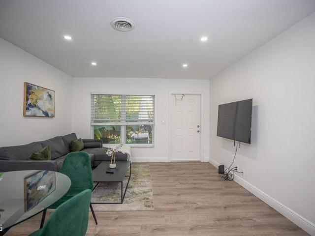 2 BR, 1 BA Apartment 19 Northeast 16th Street, Fort Lauderdale, FL 33305