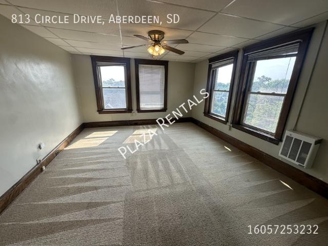 2 BR, 1 BA Apartment 19 7th Ave SE, Aberdeen, SD 57401