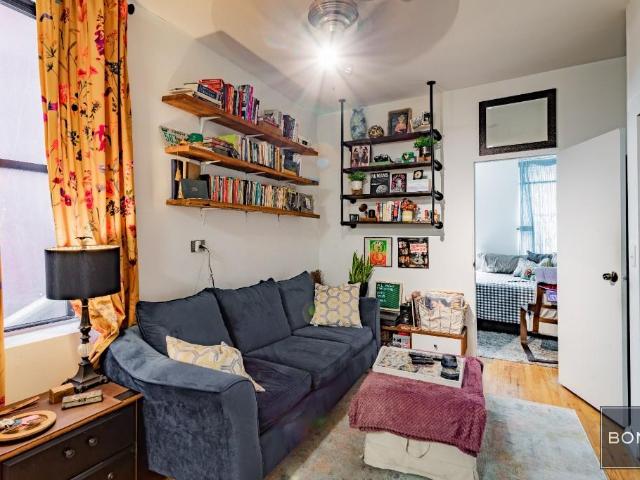 2 BR, 1 BA Apartment 103 West 105th St, Manhattan, NY 10025