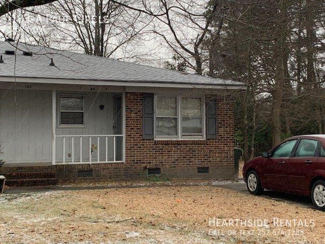 2 BR, 1 BA Apartment 103 A Paul Circle, Greenville, NC 27834