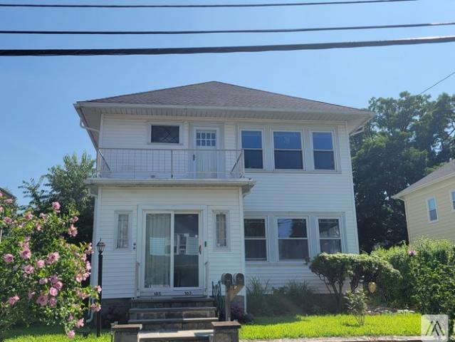 2 BR, 1 BA Apartment 103 Lauriston Street, Providence, RI 02906