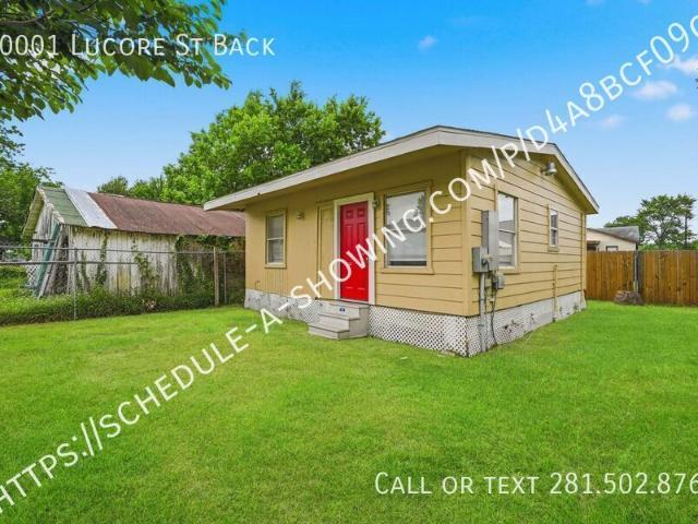 2 BR, 1 BA Apartment 10001 Lucore St Back, Houston, TX 77017