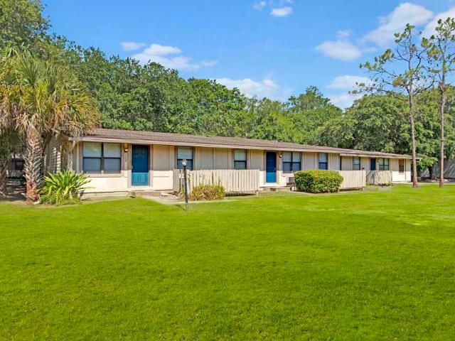 2 BR, 1 BA Apartment 1000 South Nova Road Unit 1104, Daytona Beach, FL 32114