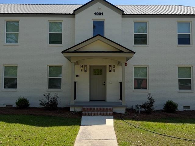2 BR, 1 BA Apartment 1001 1st St SE, Unit A L, Moultrie, GA 31768