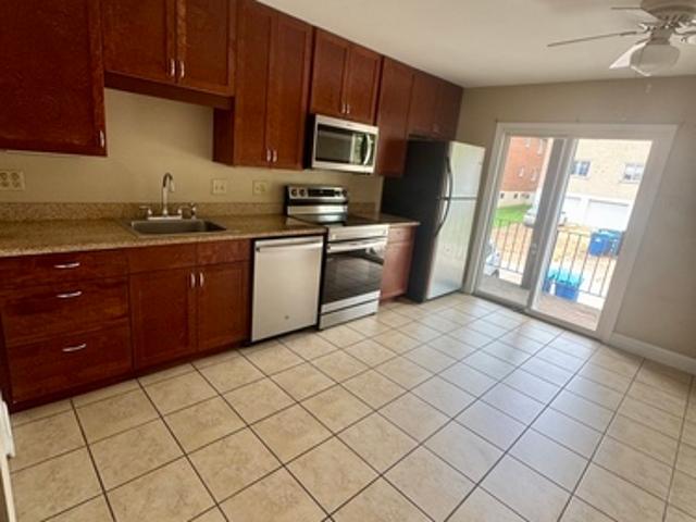 2 BR, 1 BA Apartment 10025 Rodium Drive, Unit A, St. Louis, MO 63123