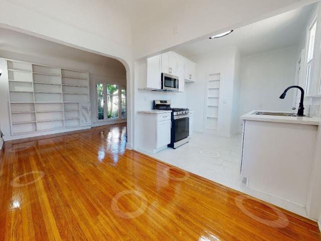 2 BR, 1 BA Apartment 1002 1012Â½ North Sweetzer Avenue Unit 006#1006, West Hollywood, CA 90069