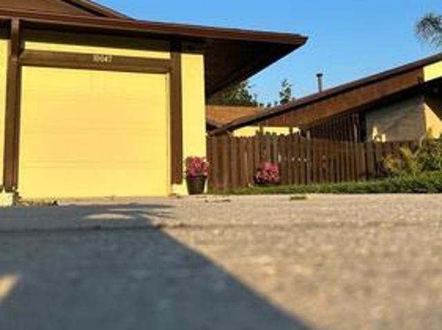 2 BR, 1 BA Apartment 10047 Brightfield Court, Unit Patio Townhome, Orlando, FL 32821