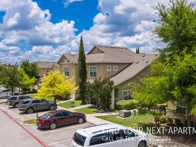 2 BR, 1 BA Apartment 1006 Diamond Rd, Boerne, TX 78006