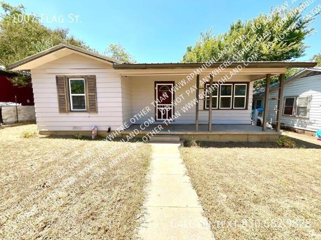 2 BR, 1 BA Apartment 1007 Flag St Llano, TX 78643