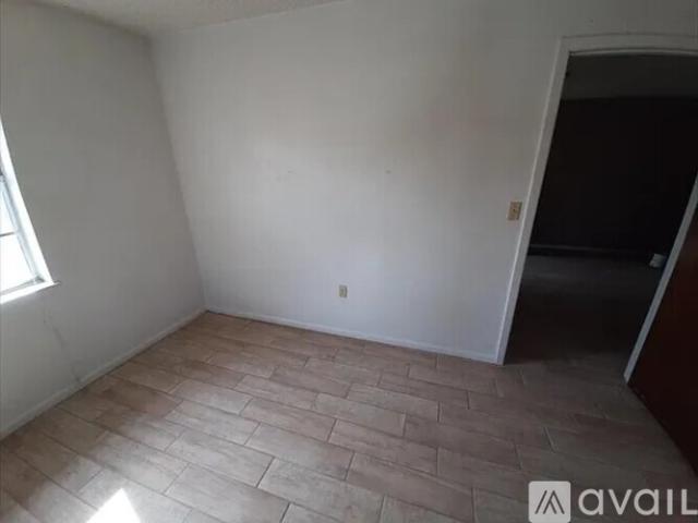 2 BR, 1 BA Apartment 1007 South Broad Street, Unit A, Lampasas, TX 76550