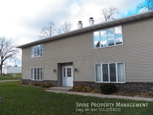 2 BR, 1 BA Apartment 1008 Bridgit CT SE Apt 4, Cedar Rapids, IA 52403