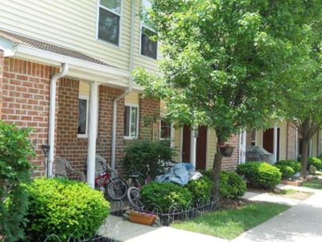 2 BR, 1 BA Apartment 1008 Hayden Place, Logan, OH 43138