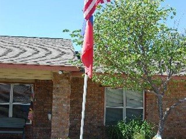 2 BR, 1 BA Apartment 100 Windwood Dr Kingsland, TX 78639