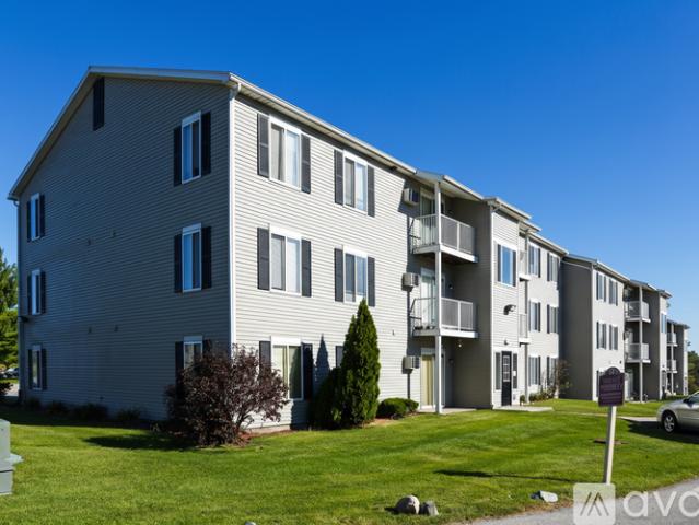 2 BR, 1 BA Apartment 100 Raleigh Ct, Unit 320, Columbia City, IN 46725