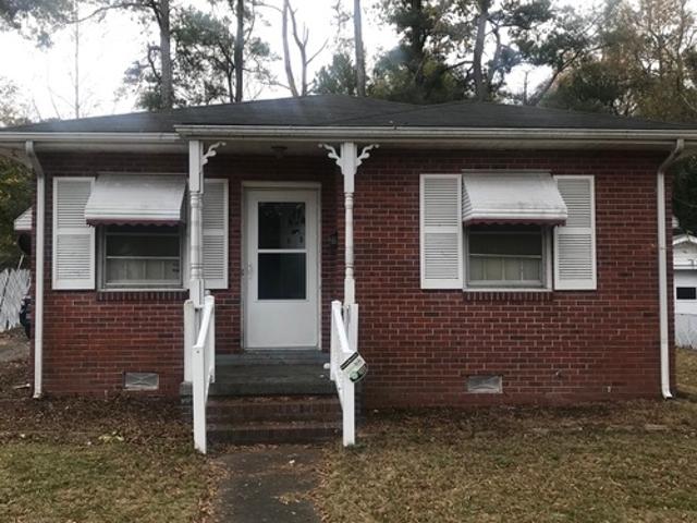 2 BR, 1 BA Apartment 1010 W Washington Ave, Kinston, NC 28501