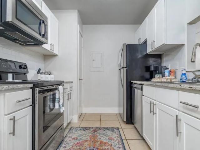 2 BR, 1 BA Apartment 1019 Friendship Lane Unit 17 1705C, Fredericksburg, TX 78624