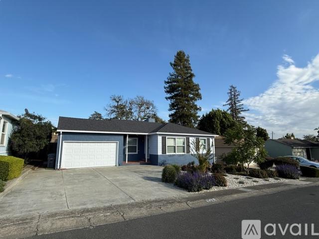 2 BR, 1 BA Apartment 1020 Highland Avenue, Vallejo, CA 94590