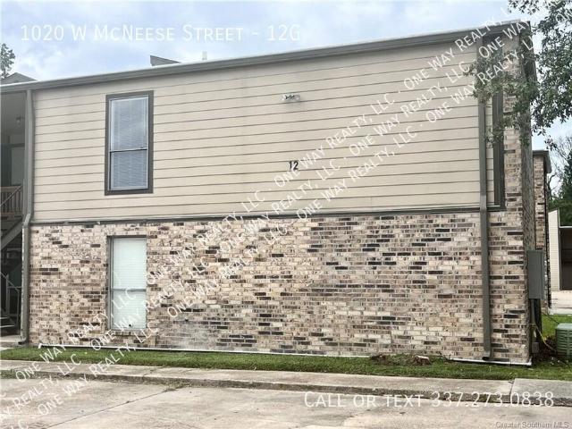 2 BR, 1 BA Apartment 1020 W McNeese Street, Lake Charles, LA 70605