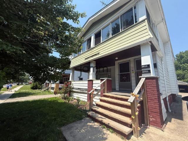2 BR, 1 BA Apartment 10232 Almira Avenue, Cleveland, OH 44111