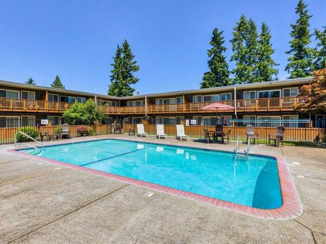 2 BR, 1 BA Apartment 10288 SE 43rd Avenue #A18 Unit B03, Portland, OR 97222