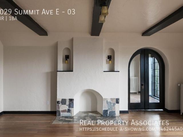 2 BR, 1 BA Apartment 1029 Summit Ave E, Seattle, WA 98102