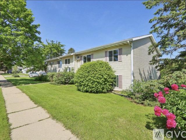 2 BR, 1 BA Apartment 102 West Main Street, Unit 1, Barneveld, WI 53507