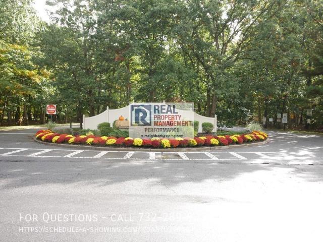2 BR, 1 BA Apartment 102 Daisy Court, Jackson, NJ 08527