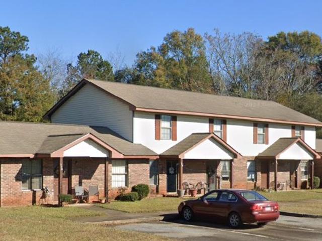2 BR, 1 BA Apartment 102 Mountain Valley Court, Hamilton, GA 31811