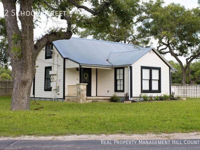 2 BR, 1 BA Apartment 102 School Street, Boerne, TX 78006