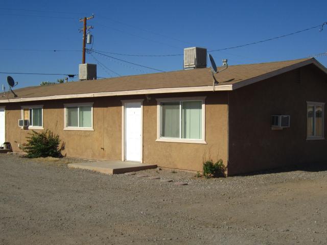 2 BR, 1 BA Apartment 10340 East Vernon Avenue, Blythe, CA 92225