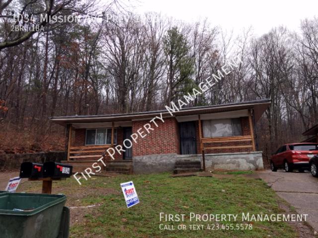 2 BR, 1 BA Apartment 1034 Mission Ave Prev 1006 Mission Av, Chattanooga, TN 37406