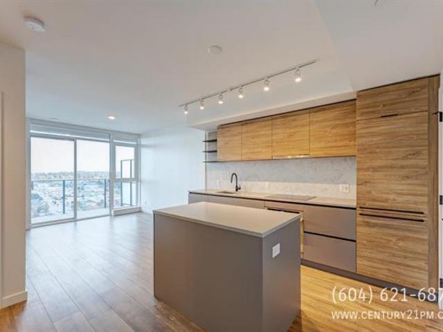2 BR, 1 BA Apartment 10448 University Dr, Surrey, BC V3T 0S7