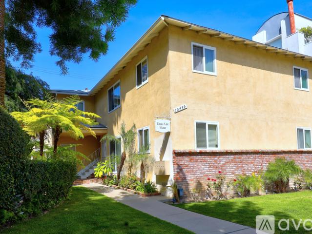 2 BR, 1 BA Apartment 10459 Riverside Drive, Unit A, Los Angeles, CA 91602