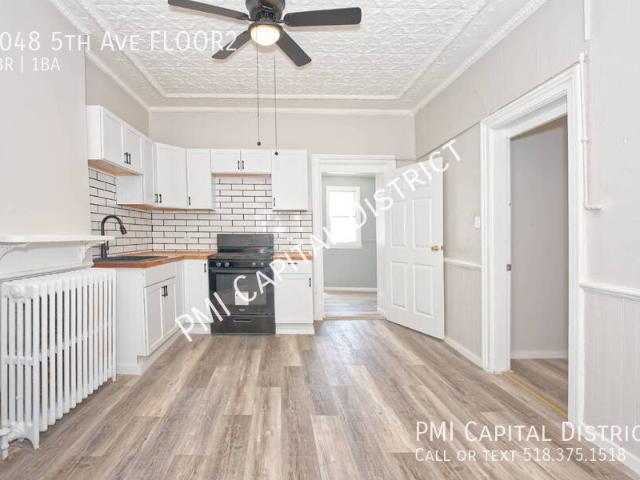 2 BR, 1 BA Apartment 1048 5th Ave FLOOR2, Troy, NY 12180