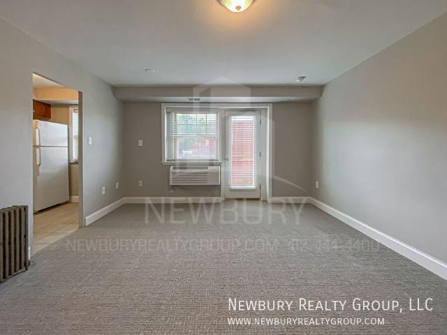 2 BR, 1 BA Apartment 104 West Steuben Street, Pittsburgh, PA 15205